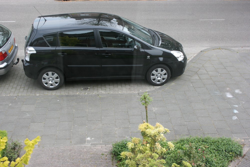 Dieven hebben het gemunt op katalysatoren van auto’s in de Pannenschuur ... Dieven hebben het gemunt op katalysatoren van auto’s in de Pannenschuur ...