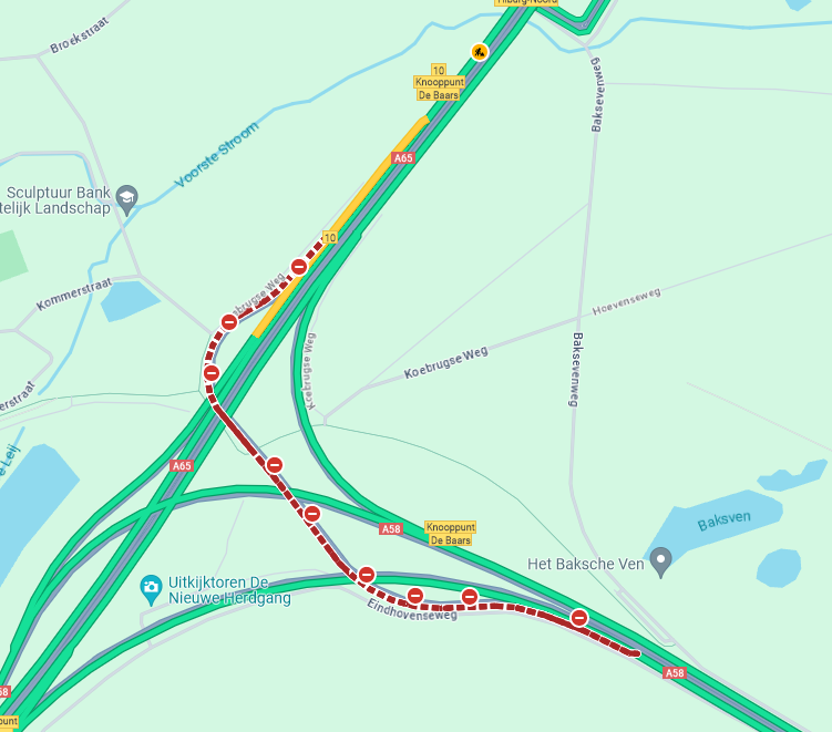Verbindingsweg A65 naar A58 afgesloten na vrachtwagen van de weg ...